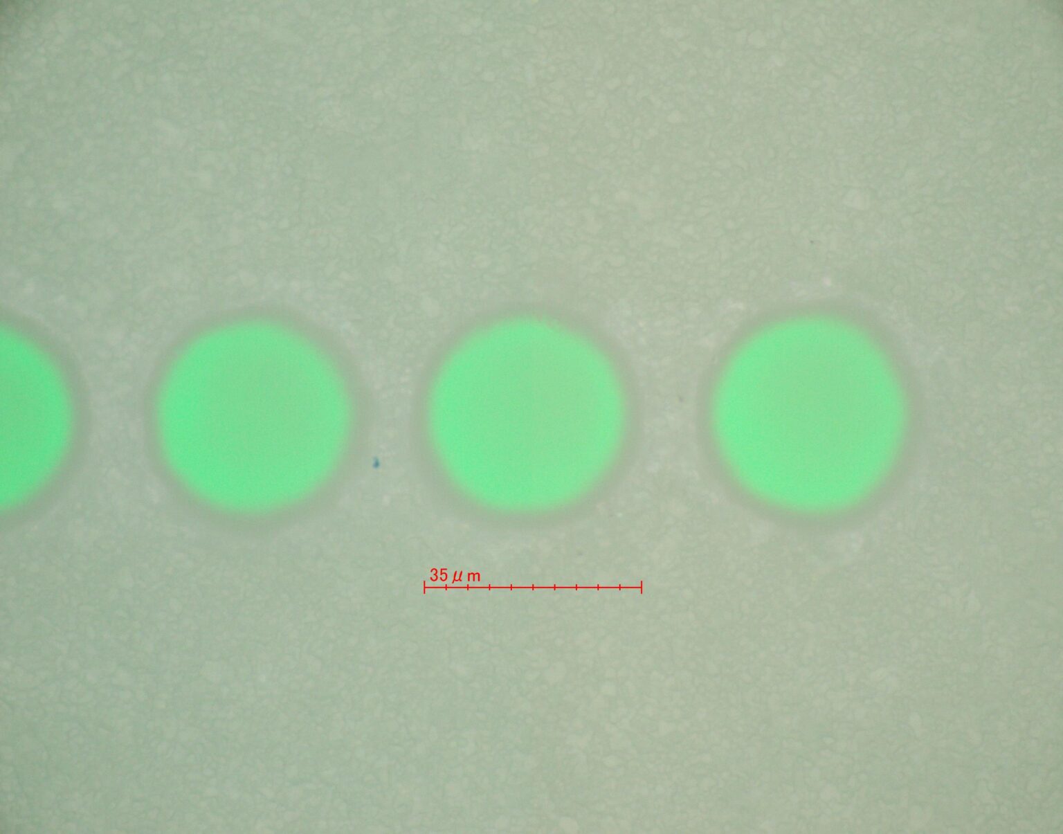 アルミナへのストレート孔加工中…？ – 株式会社リプス・ワークス